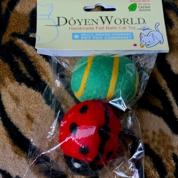Cat | Doyen World Cat Toy Wool Ladybug Ball New | Poshmark